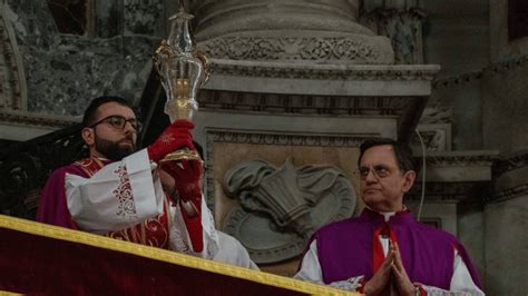 Vatican Holy Lance Of St Longinus Pope Francis Returns To Vatican