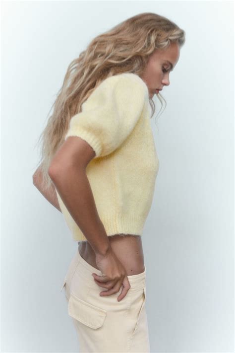 Olivia Vinten Zara Fallwinter 2022 • Celebmafia
