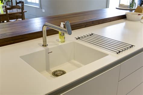 Sweet 881 Corian Moulded Sink Counter Production Ltd