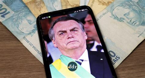 Eleições 2022 Entenda O Que Estava Escrito Na Mão De Bolsonaro Durante