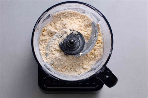 Traditional British Apple Crumble Recipe