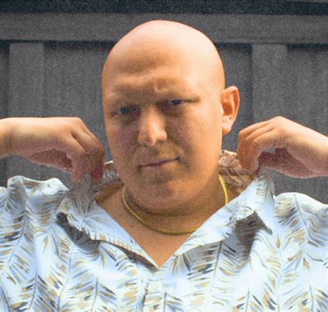 Farinas A Beachy Laid Back Vibe And Infectiously Soulful Voice