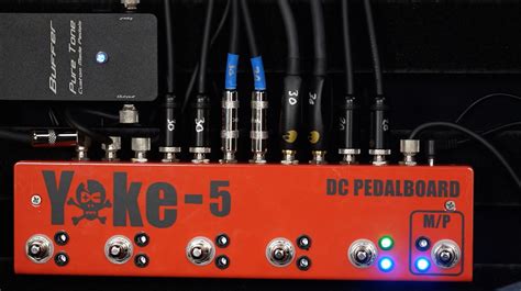Dc Pedal Board Yoke 5 True Bypass Loop Switcher