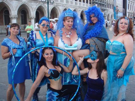 Annie Sprinkle And Beth Stephens The Ecosexuals Hosting Joyful