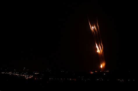 الاحتلال يقطع التيار الكهربائي عن قطاع غزة والصحة الفلسطينية تُحذر