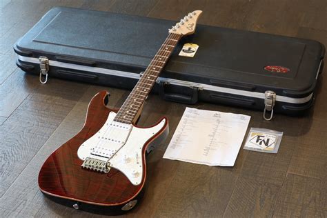 Minty Suhr Standard Pro Double Cut Electric Guitar Chili Pepper Red Hss Ohsc Lovies Guitars