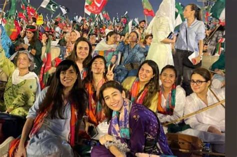 تحریک انصاف کا کراچی کا جلسہ ملتوی کرنے کا فیصلہ