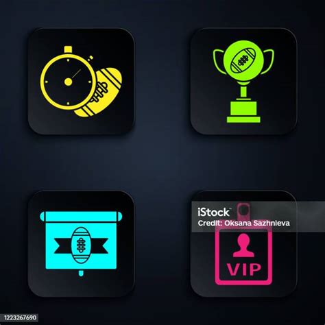 Vip 배지 미식 축구 공과 스톱워치 Tv 프로그램에 미식 축구와 수상 컵과 미식 축구 공을 설정합니다 검은 정사각형 버튼 벡터 1위에 대한 스톡 벡터 아트 및 기타 이미지