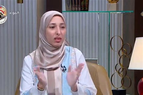 أمينة الفتوى توضح من هي الزوجة الناشز وكيف يتعامل زوجها معها فيديو