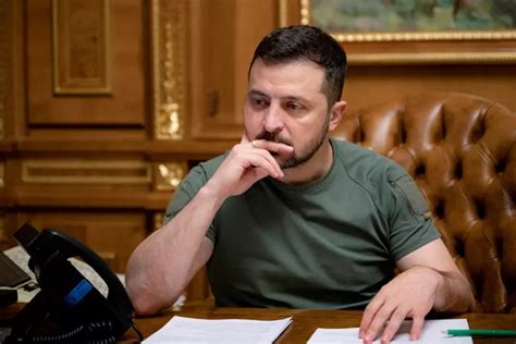 Зеленский подписал закон о переносе Дня Победы с 9 на 8 мая