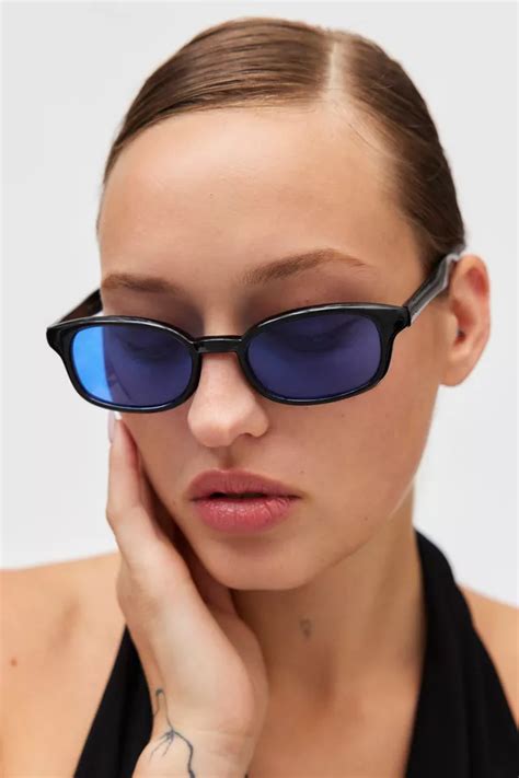Urban Renewal Vintage ‘90s Blue Sunglasses Urban Outfitters