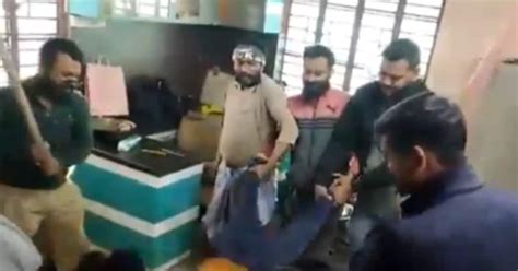 ഇരുകൈകാലുകളിലും 4 പേർ തൂക്കിപ്പിടിച്ച് വടികൊണ്ട് ആഞ്ഞടിച്ചു ബം ഗാളി
