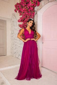 Vestido longo para madrinha de casamento decote e saia cascata sem bilho ilhabela Fábrica
