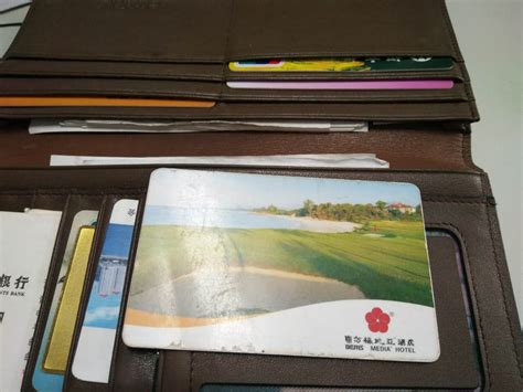 交运公交公司捡到棕色钱包一个请失主前来认领 公交乘客失物招领 滕州市交运运输集团有限公司