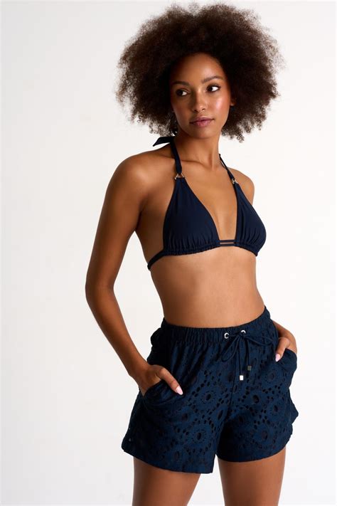 Elegant Lace Shorts Lessentiel Par Mf