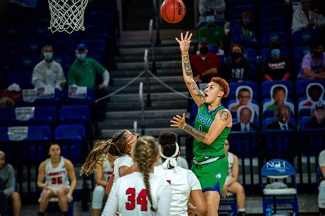 Kierstan Bell Is Waking Up The World With Her Play And Florida Gulf