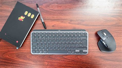Logitech Meluncurkan Keyboard Mx Keys Versi Mini