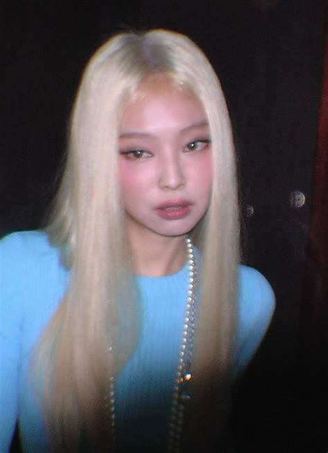 블랙핑크 제니 인종차별 논란 터졌다…미국 여배우에 머리 진짜야 굴욕 Ten이슈 텐아시아