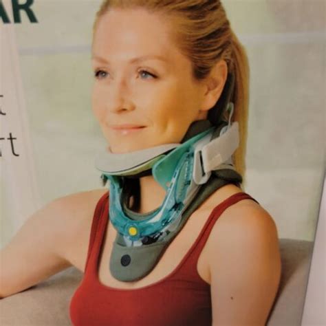Aspen Vista Multipost Therapy Collar Universal Size Neck Brace Spine