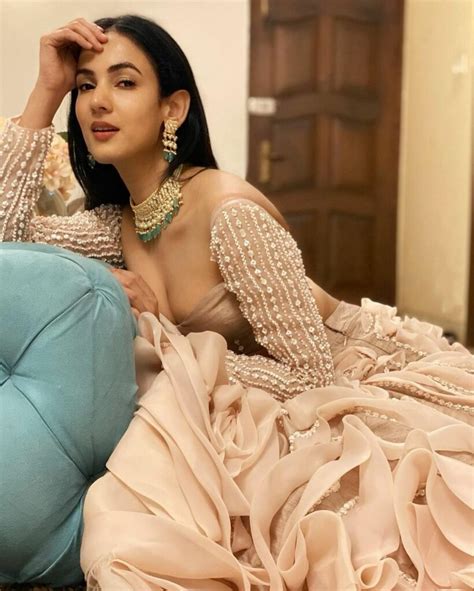 Sonal Chauhan Hot And Classic Photoshoot