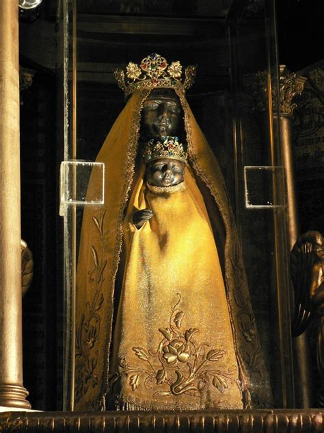 La Vierge Marie Dans Le Monde