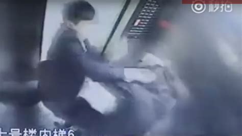 Elevator Assault In China She Asked Him To Stop Smoking He Began