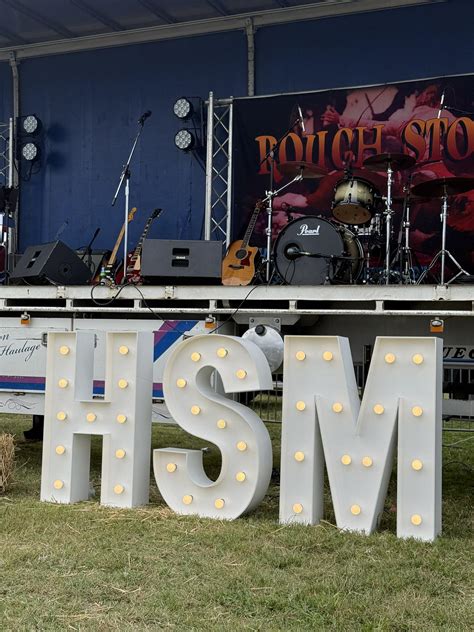 Windsor Mall Sunday Market 🎀🎀🎀 Hair Accessories 🎀🎀🎀 17th April Market