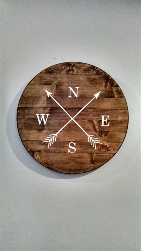30 Photos Round Compass Wall Decor