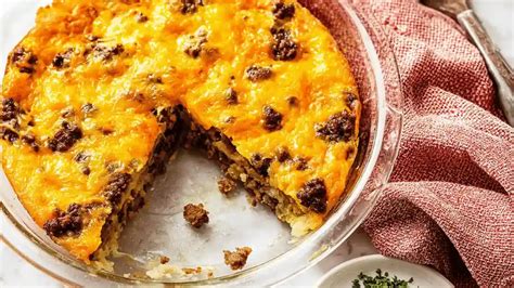 Cheesy Cheeseburger Pie Casserole Easy Comfort Dinner Recipe