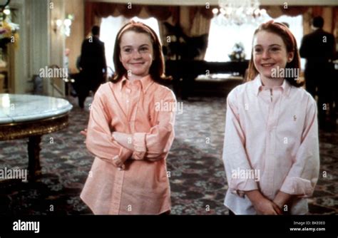 THE PARENT TRAP (1998) CREDIT DISNEY LINDSAY LOHAN Stock Photo - Alamy