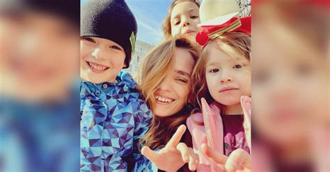 Какво е да си майка на 6 деца Разказва актрисата и модел Ирена Милянкова Btv Новините