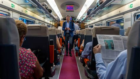 Abonos Gratuitos De Renfe Cómo Solicitarlo A Partir De Hoy