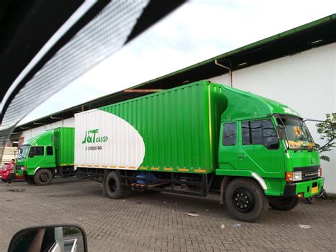Apa Itu Jandt Cargo Express