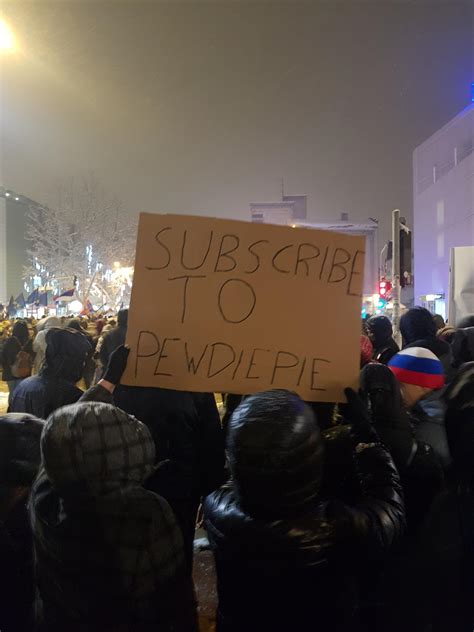Protesti U Novom Sadu R Serbia