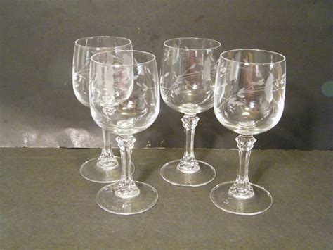 4 Princess House Wine Glasses In Bordeaux Pattern Vintage Set Of