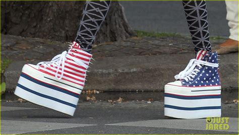 Willow Smith Stars And Stripes Sky High Sneakers Photo 2661263