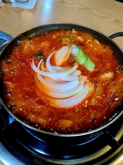 거제시장 멧집 멧돼지 흑돼지 교배종 김치찌개 부산시청 네이버 블로그