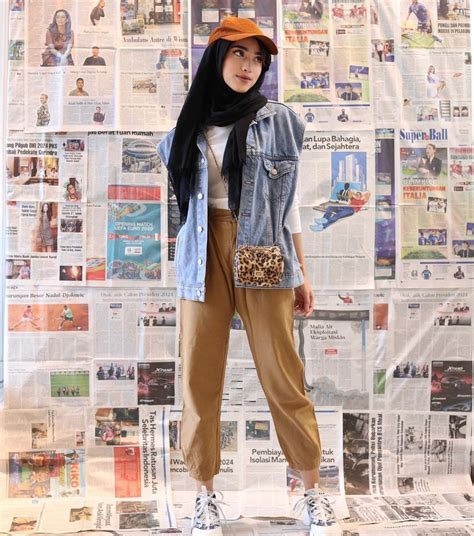10 Inspirasi Ootd Hijab Pakai Headwear Stylish Banget