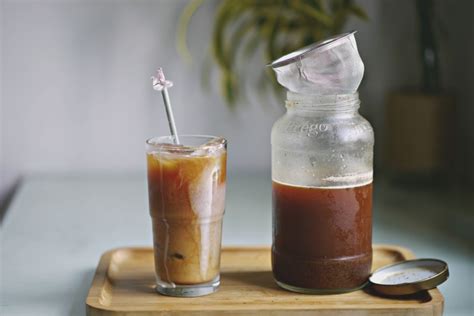 Reuse And Repurpose Glass Jars And Bottles Mono And Co