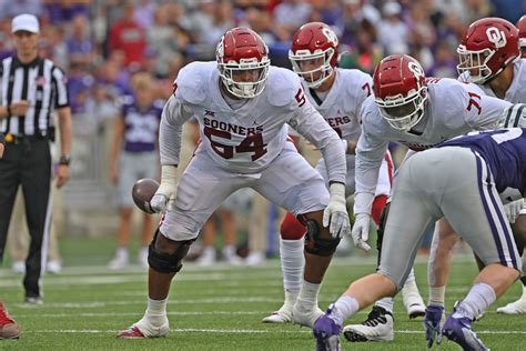Nfl Draft Results Chiefs Select Offensive Tackle Wanya Morris At No