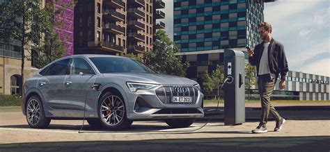 Audi E Tron Sportback が、日本カー・オブ・ザ・イヤー「2020 2021 テクノロジー・カー・オブ・ザ・イヤー」を受賞