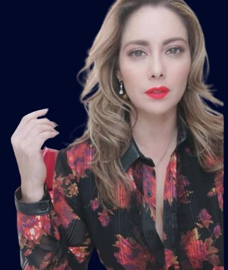Somos El Espectador Sugey Abrego Se Desnuda En La Obra Tengamos El