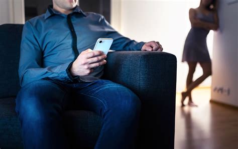 5 Signs Your Relationship Is Over Charleys Blog Life