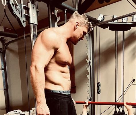 Alan Ritchson Updates On Twitter Alan Ritchson Via His Instagram
