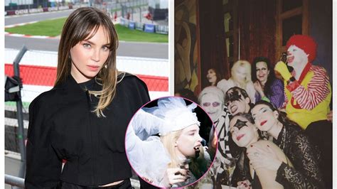 Belinda Celebra Su Emblemática Fiesta De Halloween Rodeada De