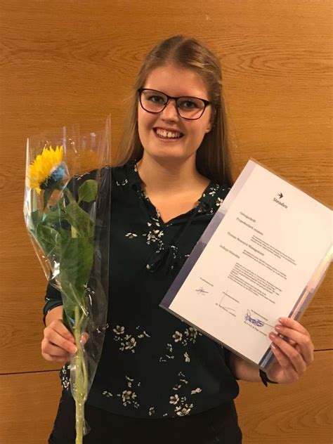 Jedinja Stienstra On Linkedin Gisteren Heb Ik Officieel Mijn Propedeuse Van De Opleiding Hrm In…