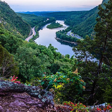 Delaware Water Gap Fotos Banco De Imagens E Fotos De Stock Istock