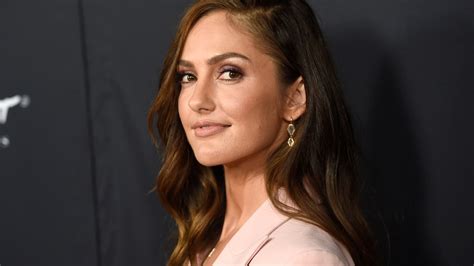 Minka Kelly Memoir ‘tell Me Everything Coming Out May 2023 Abc4 Utah