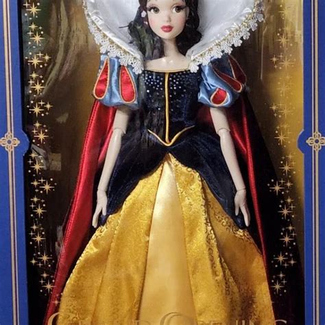 DISNEY Figures Dolls 디즈니한정판 디즈니한정판인형 한정판 인형 한정판인형 on Bunjang with safe