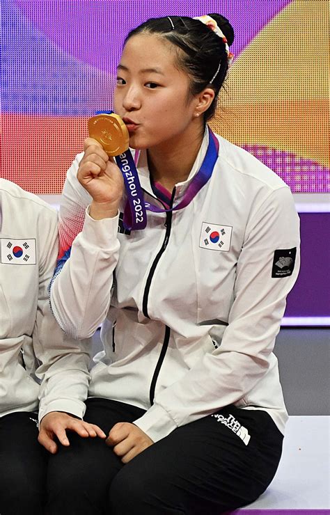 만리장성도 와르르 ‘넘사벽 황금막내 서울신문